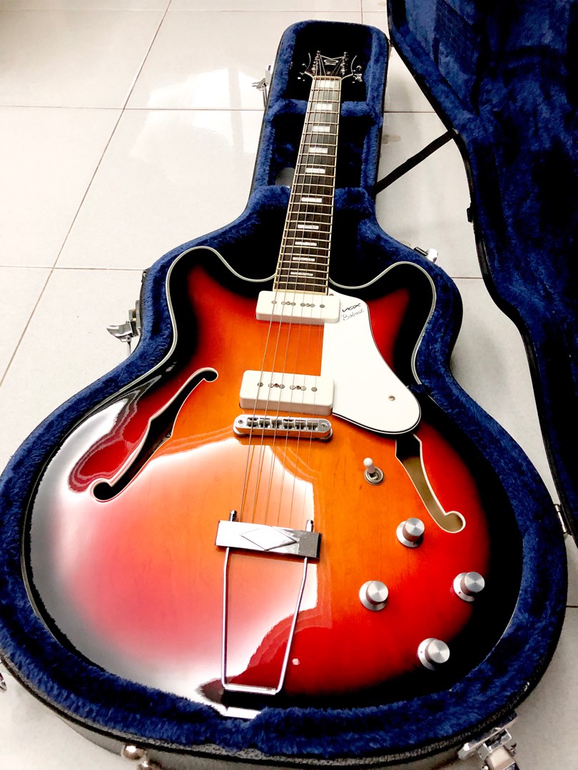 Vox Bobcat V90 Electric Guitar, Sunburst (2020), Hobbies & Toys, Music ...