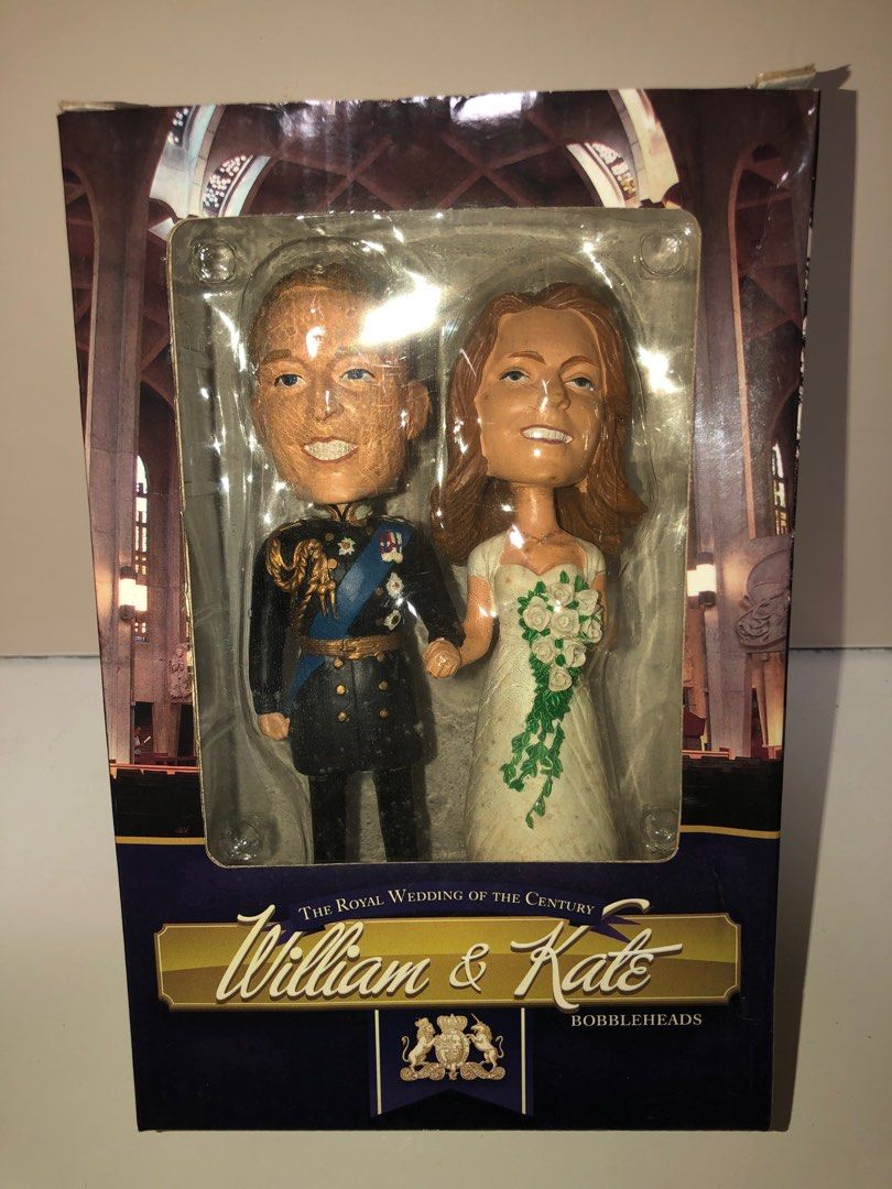 William & Kate Bobbleheads British Royal Family, Hobbies & Toys ...
