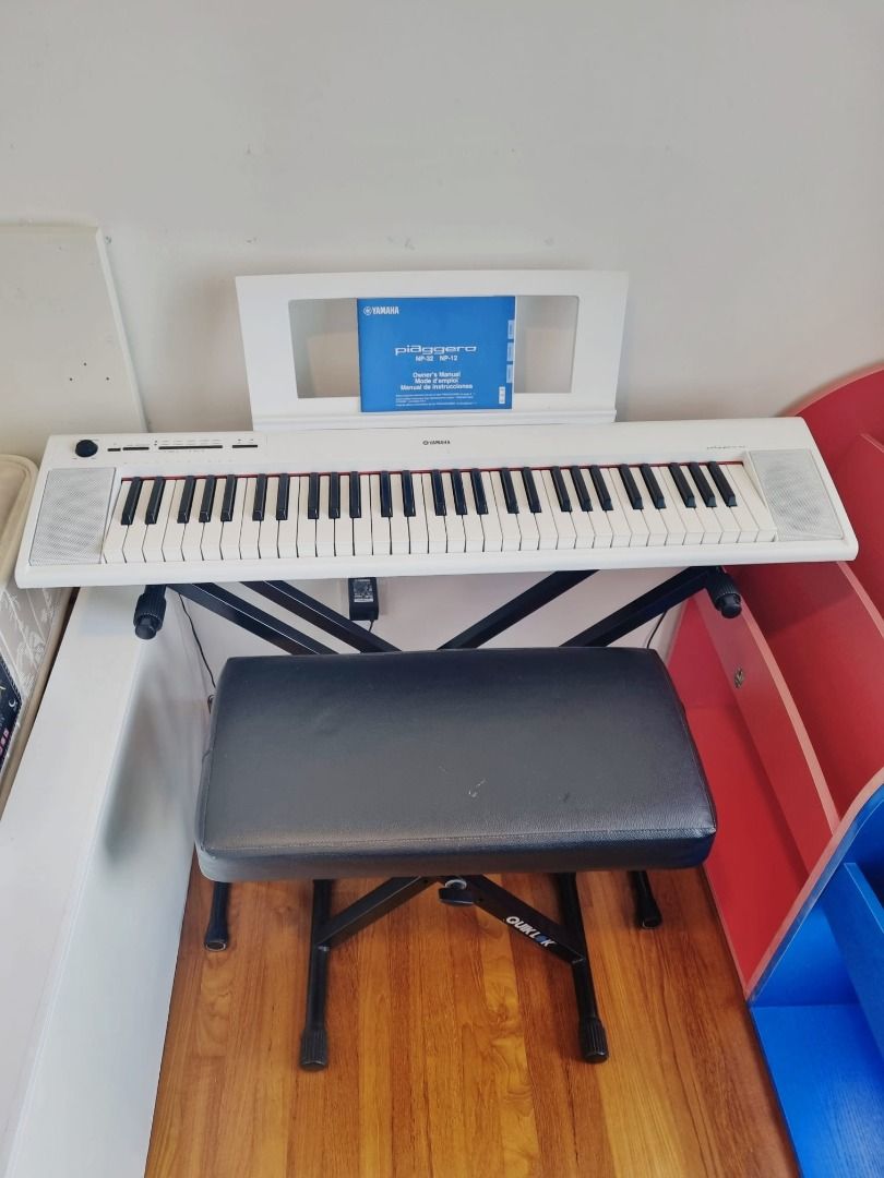 Yamaha NP-12 Piaggero with stand and bench Lightweight Portable ...