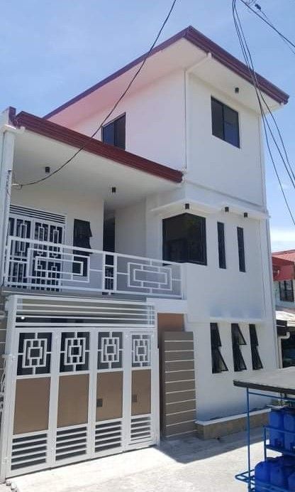 3-storey high ceiling RFO, Property, For Sale, House & Lot on Carousell