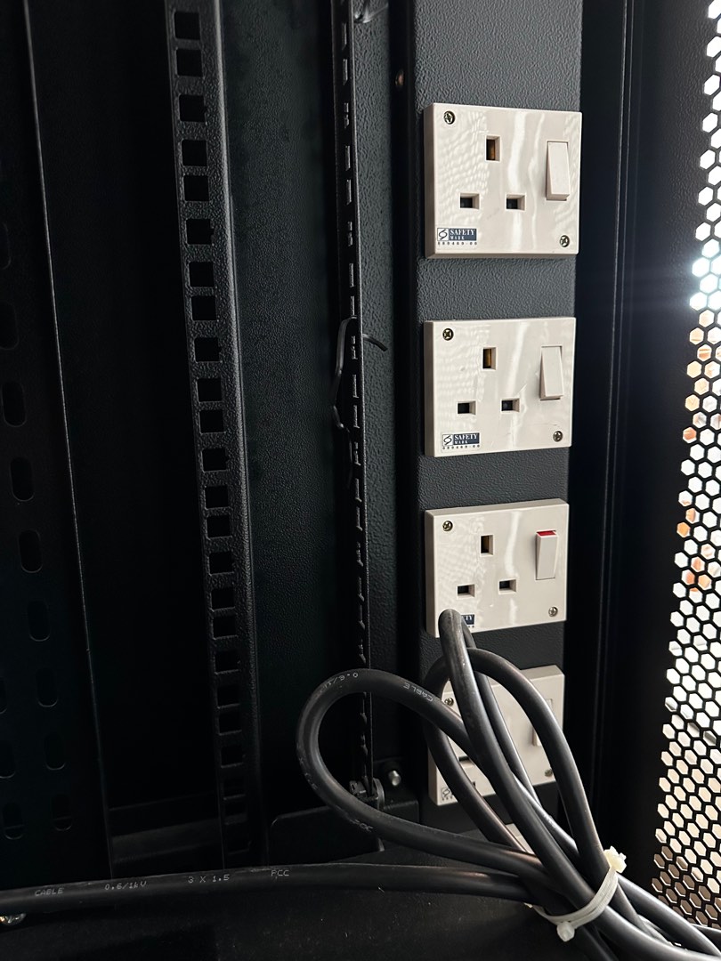 42 RU rack, Computers & Tech, Office & Business Technology on Carousell