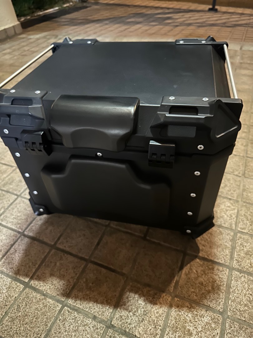 55L Aluminium Top Box with Back Rest, Motorcycles, Motorcycle ...