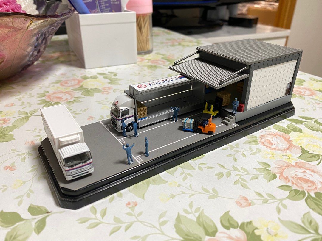 （連隱藏）1/150 Tomytec Diorama Collection GJ！はたらくのりもの百景 001 暮らしを支える物流現場 Working Vehicles Hundred ...