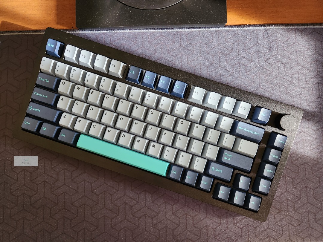 Aluminum 75% keyboard with Knob Hammerhead, Computers & Tech, Parts ...