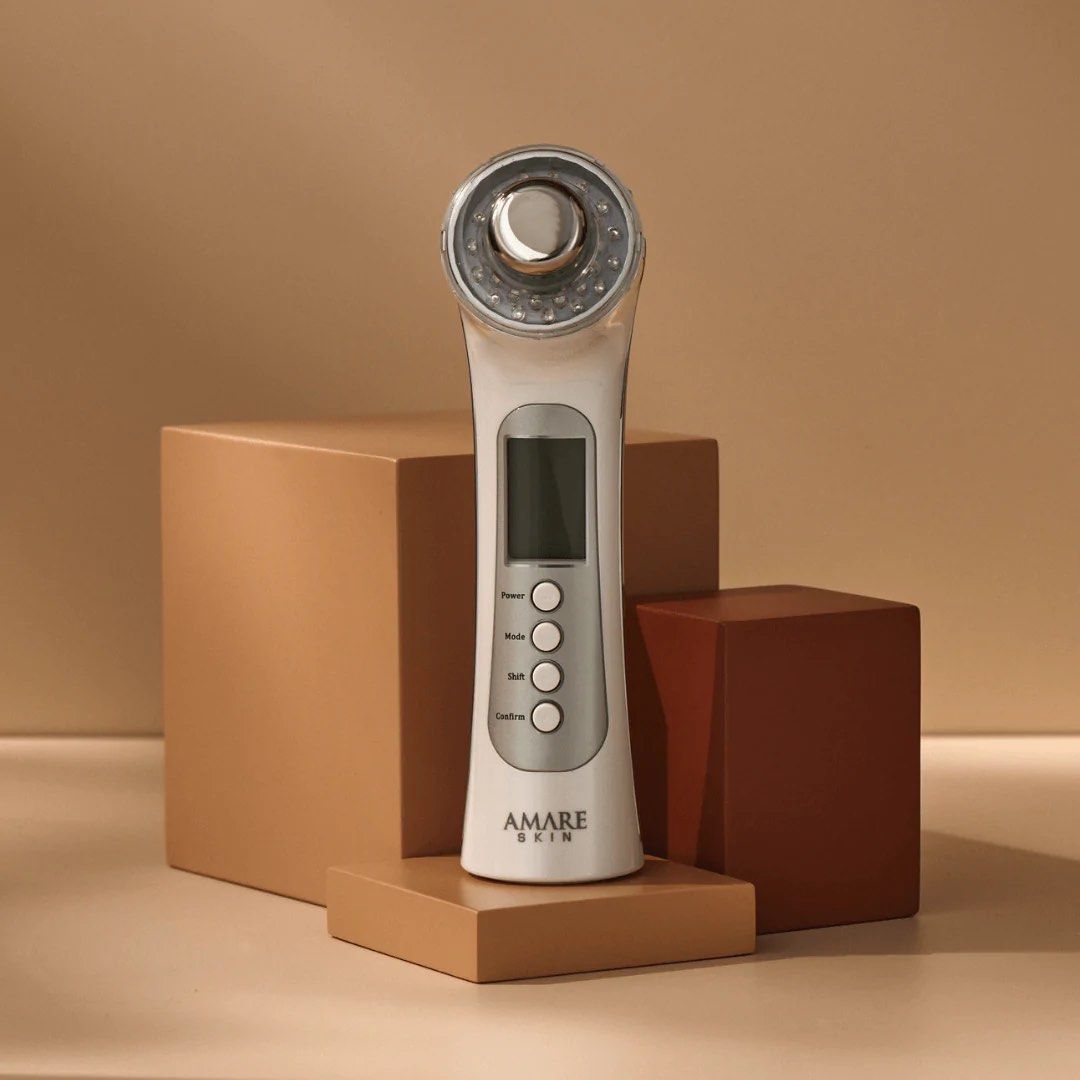 AMARE Skin LED Light Therapy Handheld Device, Beauty & Personal Care, Face, Face Care on Carousell