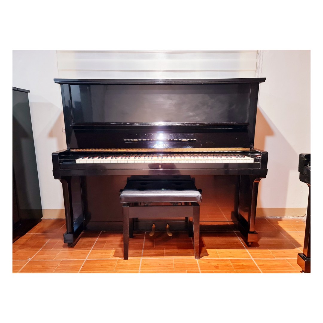 ️Apollo Ivory Keys Upright Piano Japan ️, Hobbies & Toys, Music & Media ...