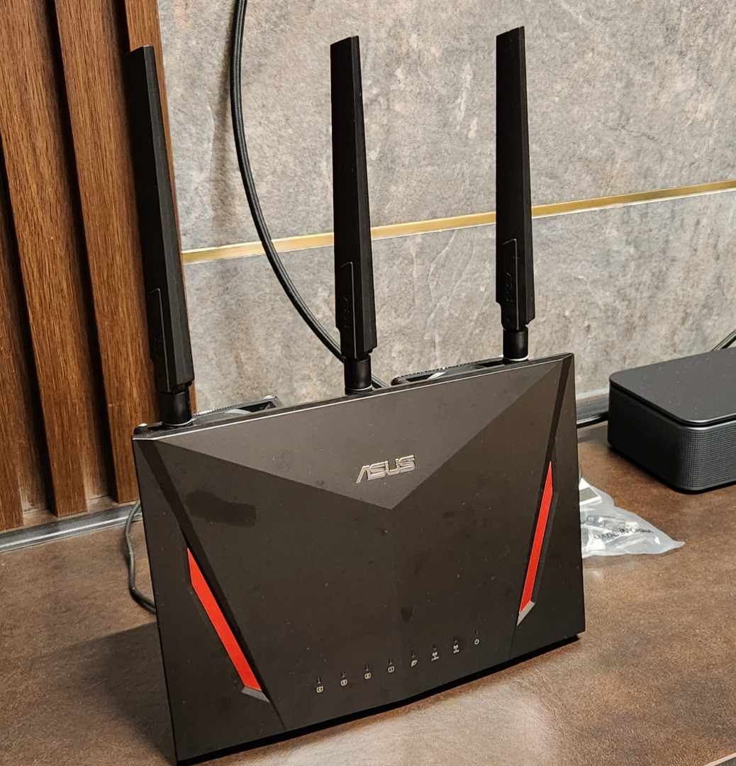 ASUS RT-AC86U (Fully Functional and Zero Scratch), Computers & Tech ...