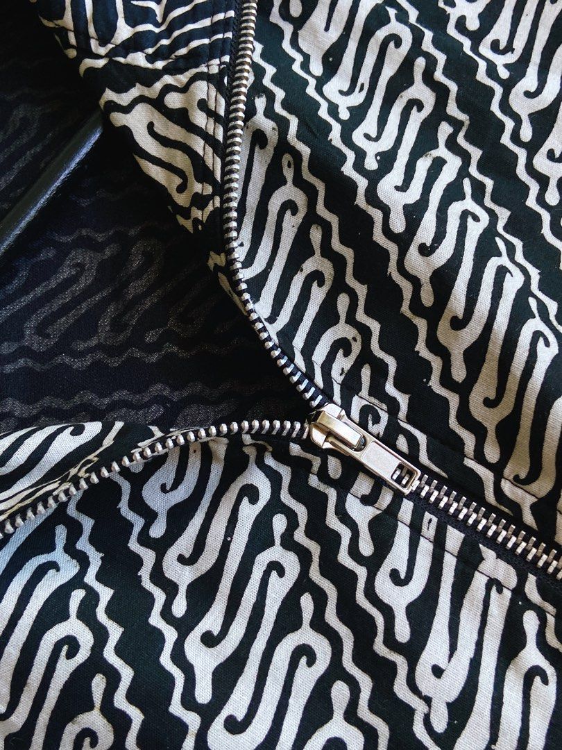 Batik Jacket, Women's Fashion, Coats, Jackets and Outerwear on Carousell