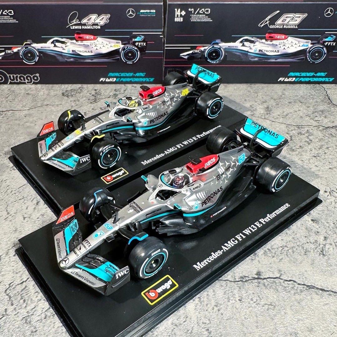 Bburago F1 Diecast Racing Car Model 2022 Series, 興趣及遊戲, 玩具 & 遊戲類 ...