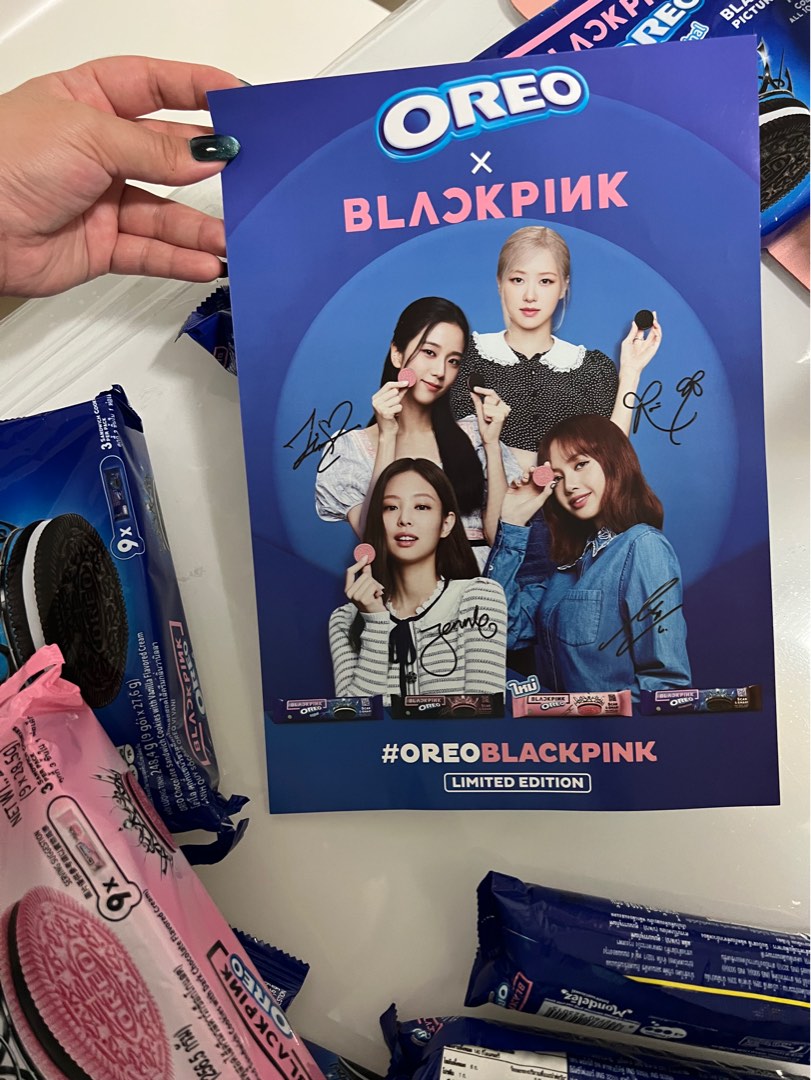 BLACKPINK x Oreo Poster and photocards, Hobbies & Toys, Memorabilia ...