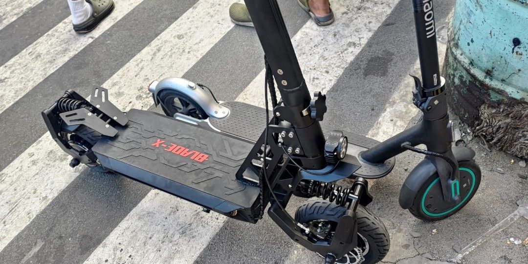BLADE X PRO (dual hub) electric scooter, Mobile Phones & Gadgets, Other ...