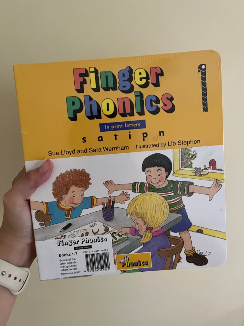 BN Finger Phonics Books 1-7: In Print Letters, Hobbies & Toys, Books ...