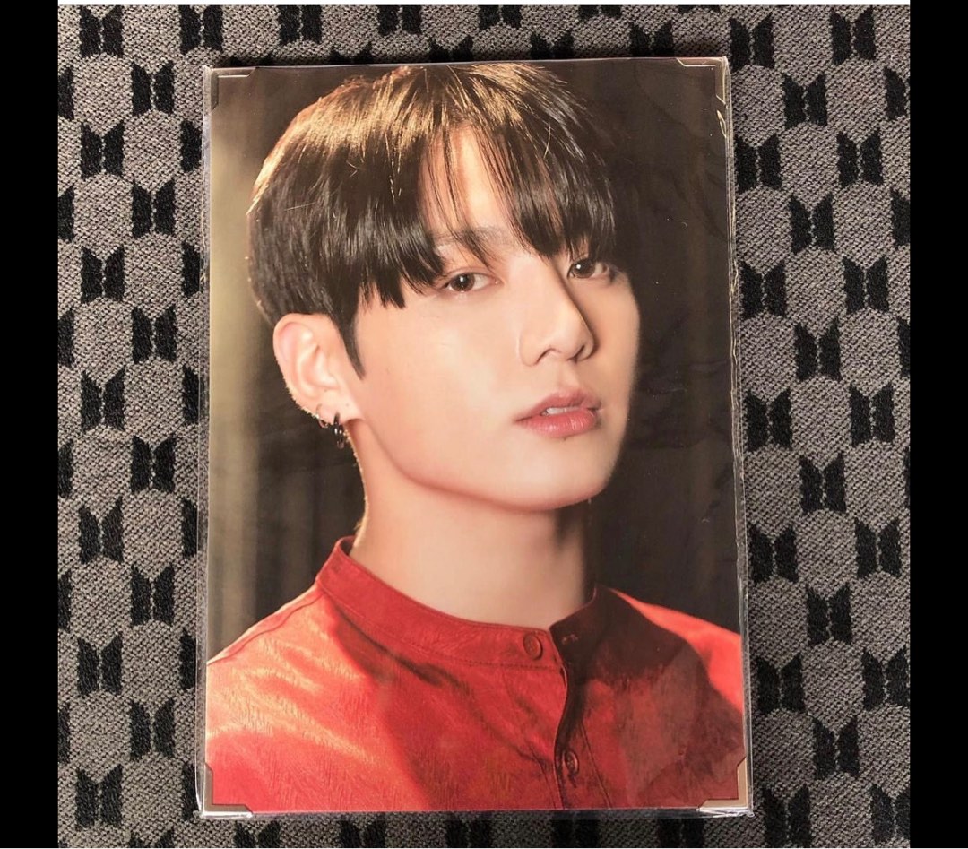 BTS JUNGKOOK MOTS ON:E PREMIUM PHOTO, Hobbies & Toys, Memorabilia & Collectibles, K-Wave on ...