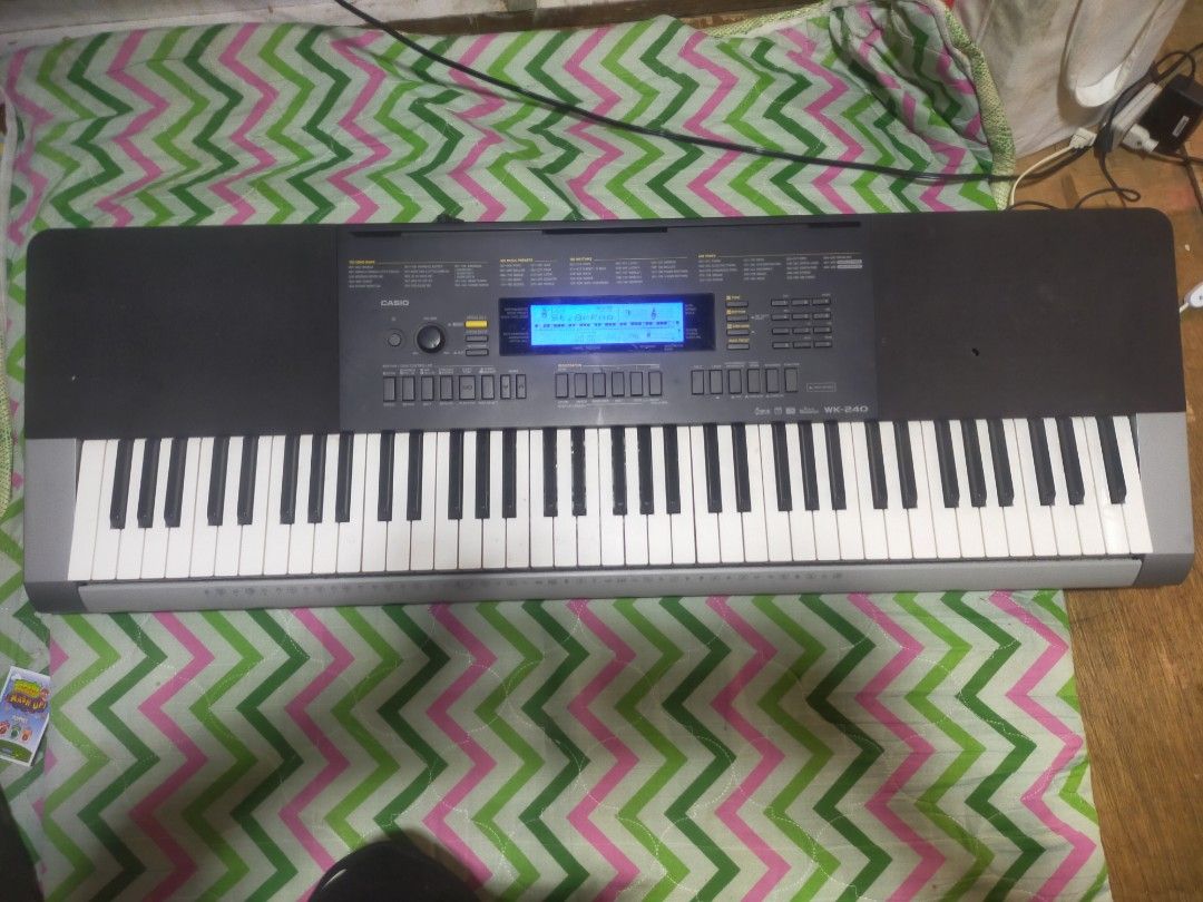 Casio keyboard piano wk 240 76 keys, Hobbies & Toys, Music & Media ...