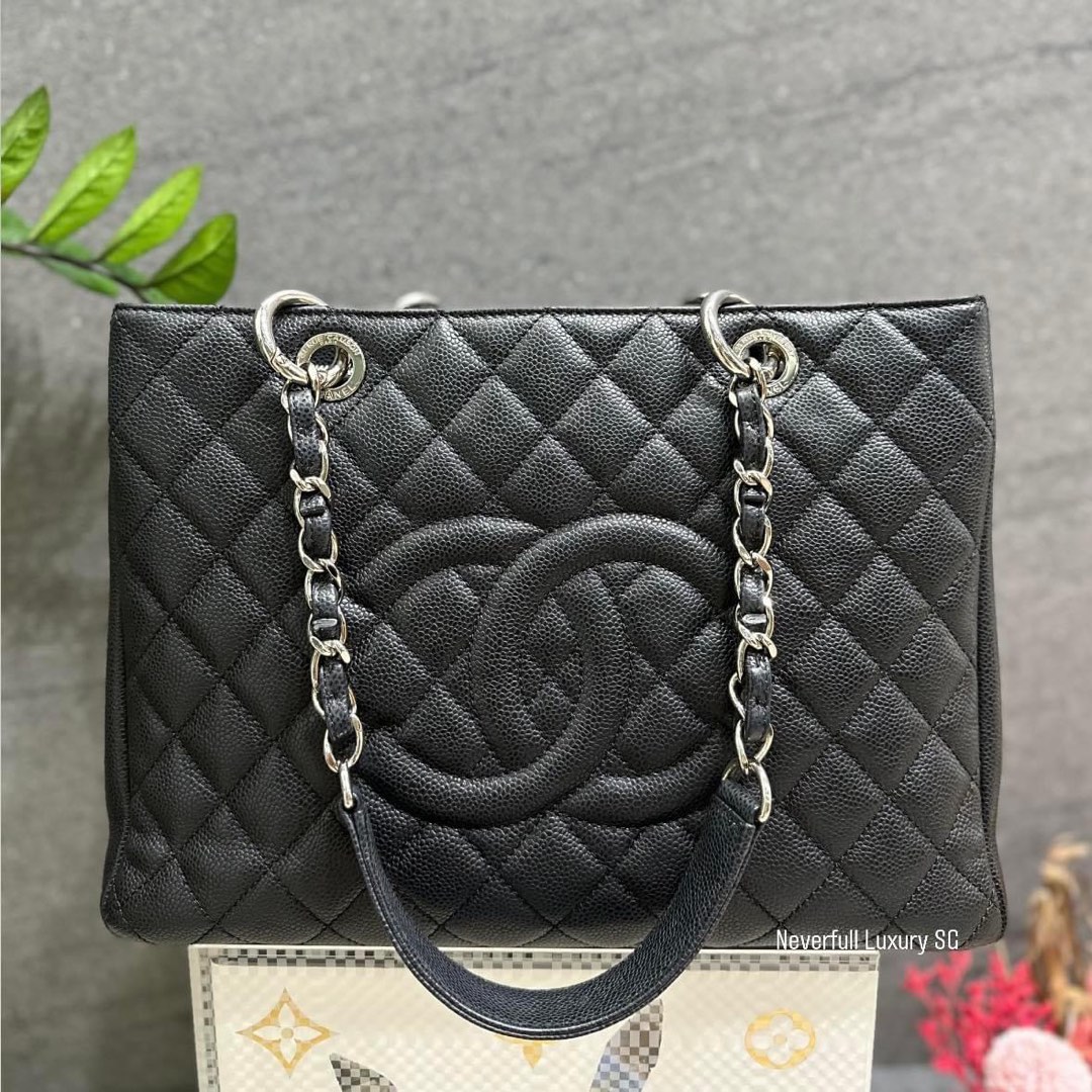 Chanel GST Black Caviar Shw Bag, Luxury, Bags & Wallets on Carousell