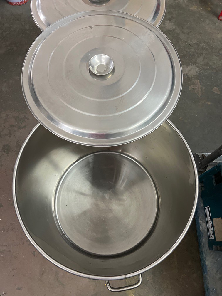 Commercial Stainless steel soup pot 50x50cm, Everything Else on Carousell