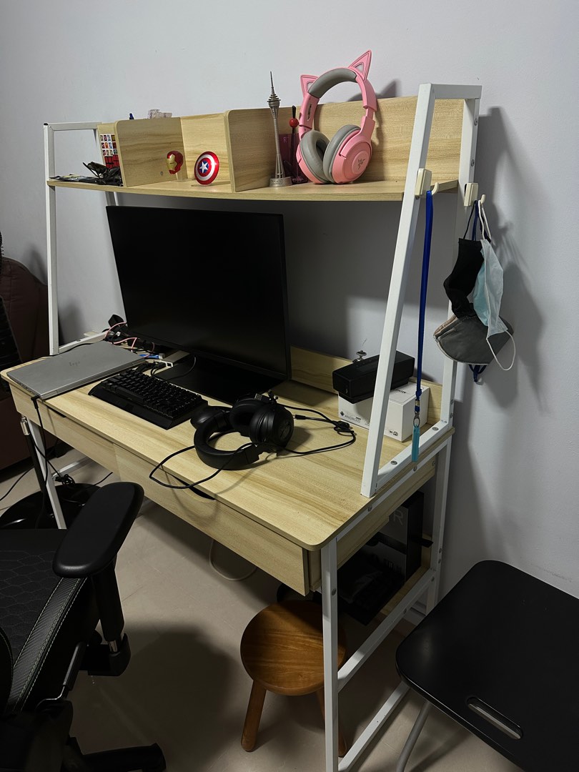 Computer Table, Furniture & Home Living, Furniture, Other Home ...