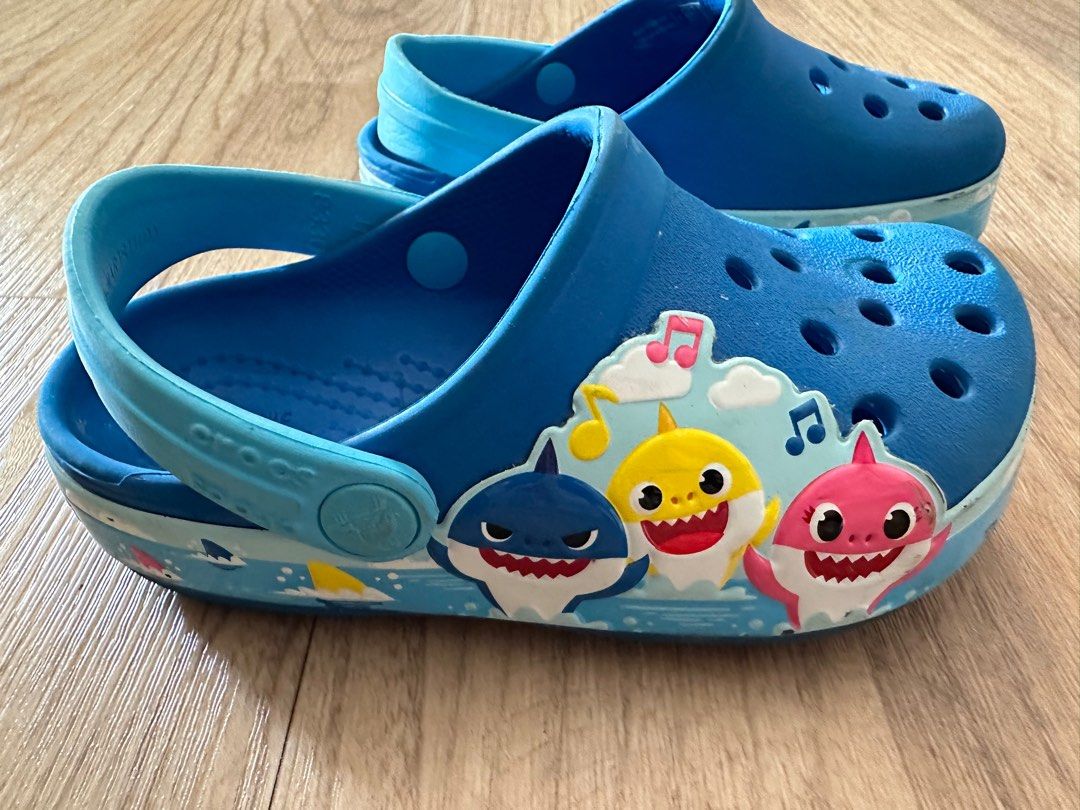 Crocs Baby Shark, Babies & Kids, Babies & Kids Fashion on Carousell