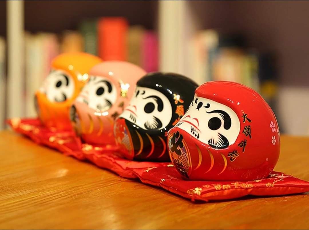 Daruma coin bank, Hobbies & Toys, Toys & Games on Carousell
