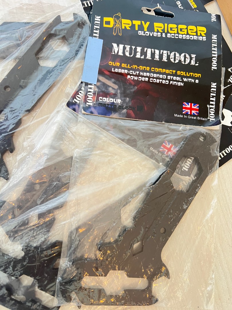 Dirty Rigger Multitool, Announcements on Carousell