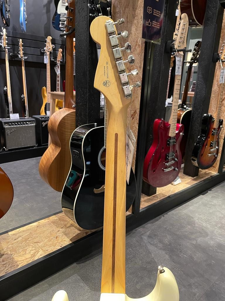 Fender Ed O’Brien Stratocaster, Hobbies & Toys, Music & Media, Musical Instruments on Carousell