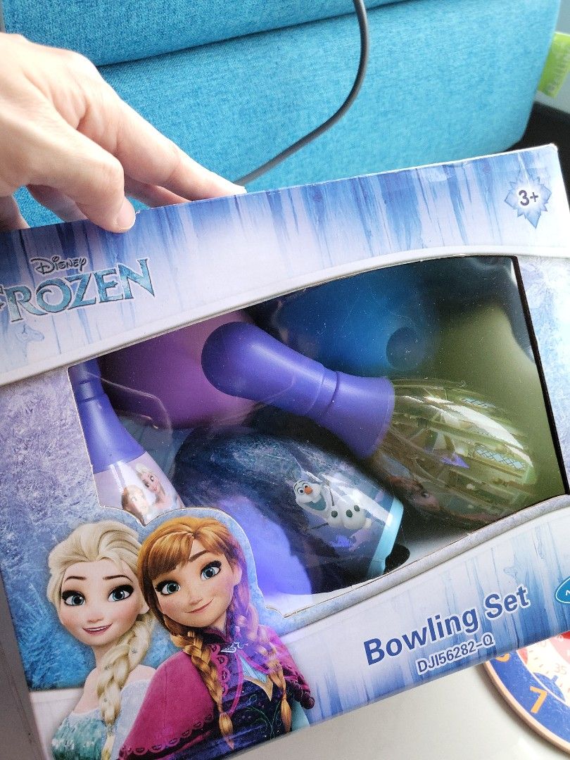 Frozen Bowling set, Hobbies & Toys, Toys & Games on Carousell