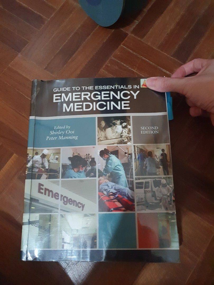 Guide to the essentials in emergency medicine, Hobbies & Toys, Books ...