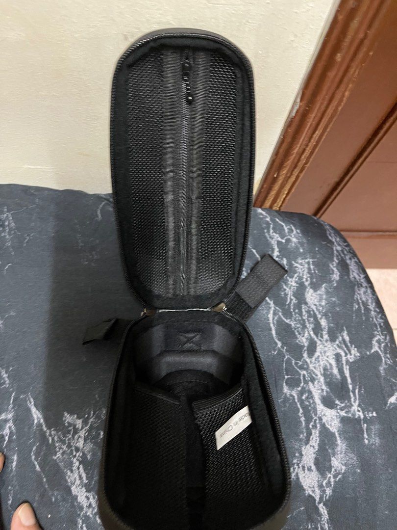 Hard shell bag on bicycle beam, Sports Equipment, Bicycles & Parts ...