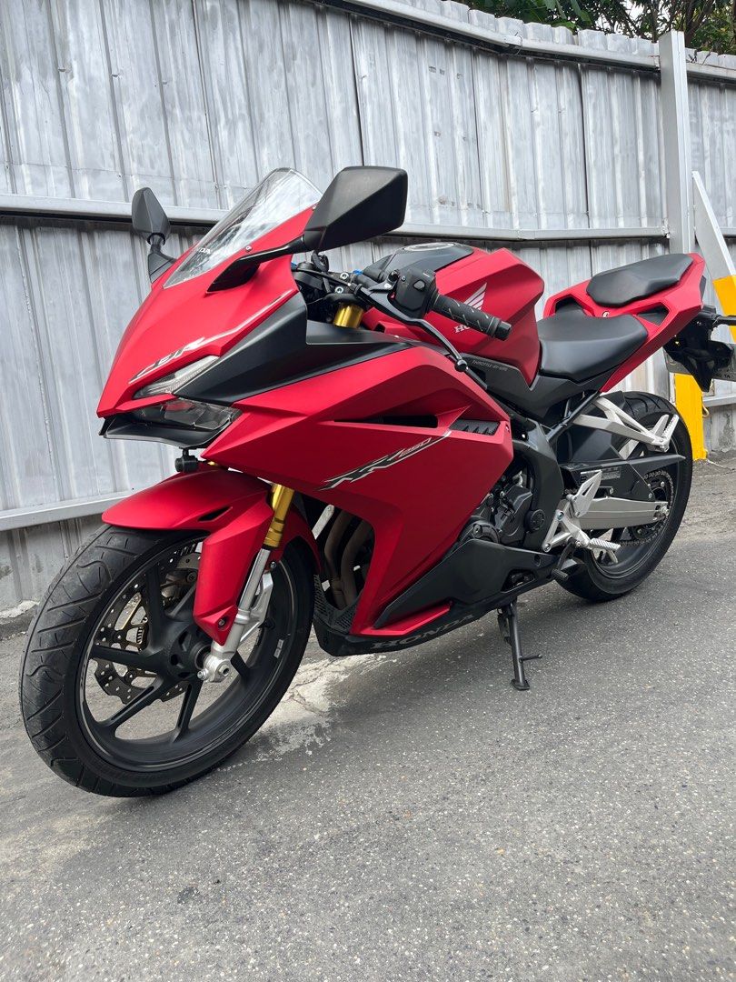 HONDA CBR250RR, 機車, 重機在旋轉拍賣