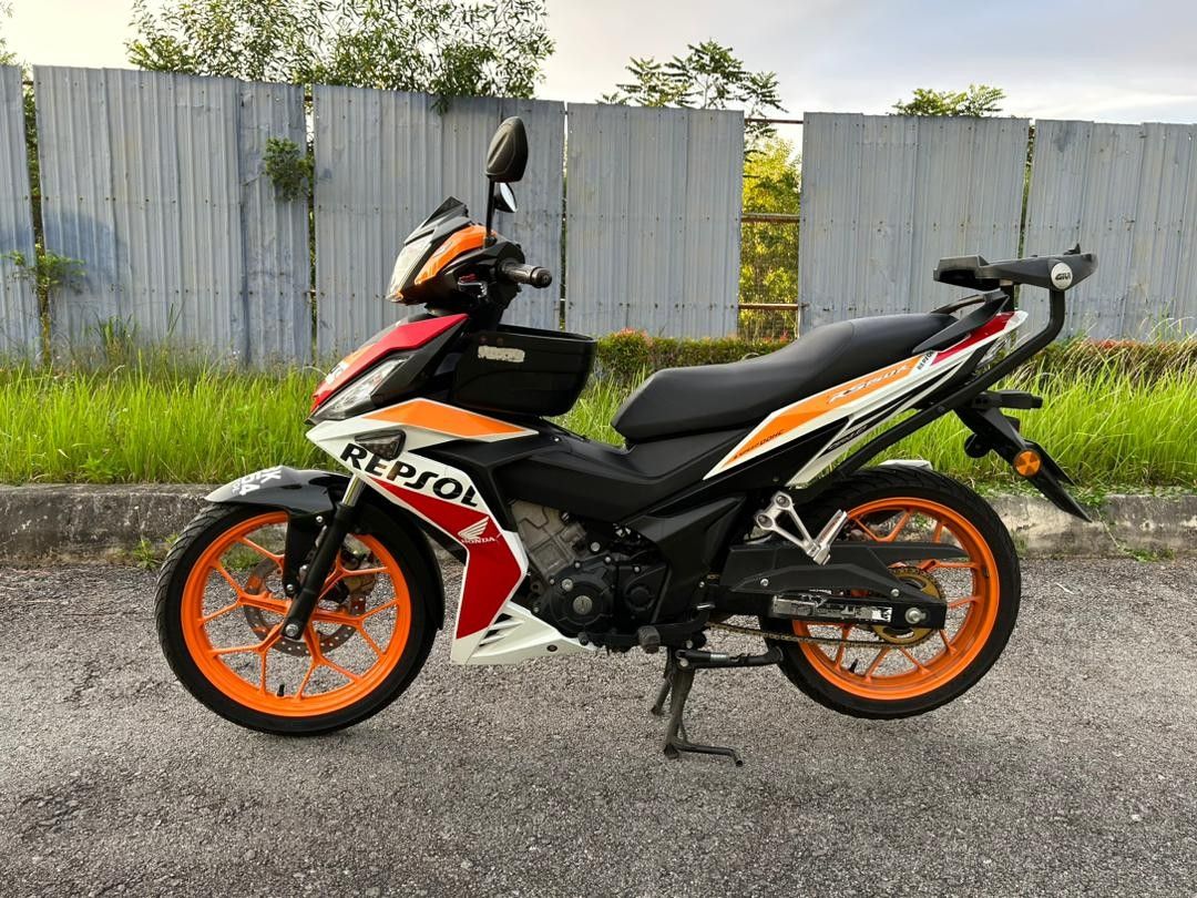 Honda rs 150 2017, Motorbikes on Carousell