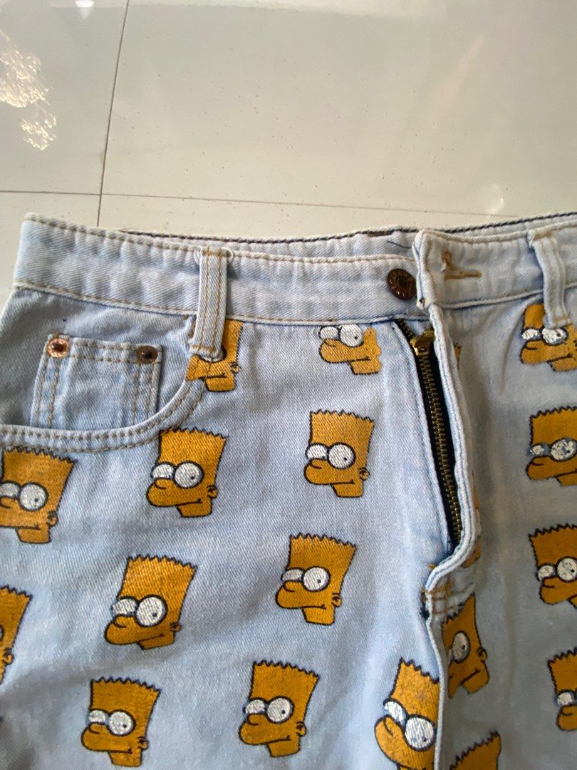 HW Simpson shorts, Women's Fashion, Bottoms, Shorts on Carousell