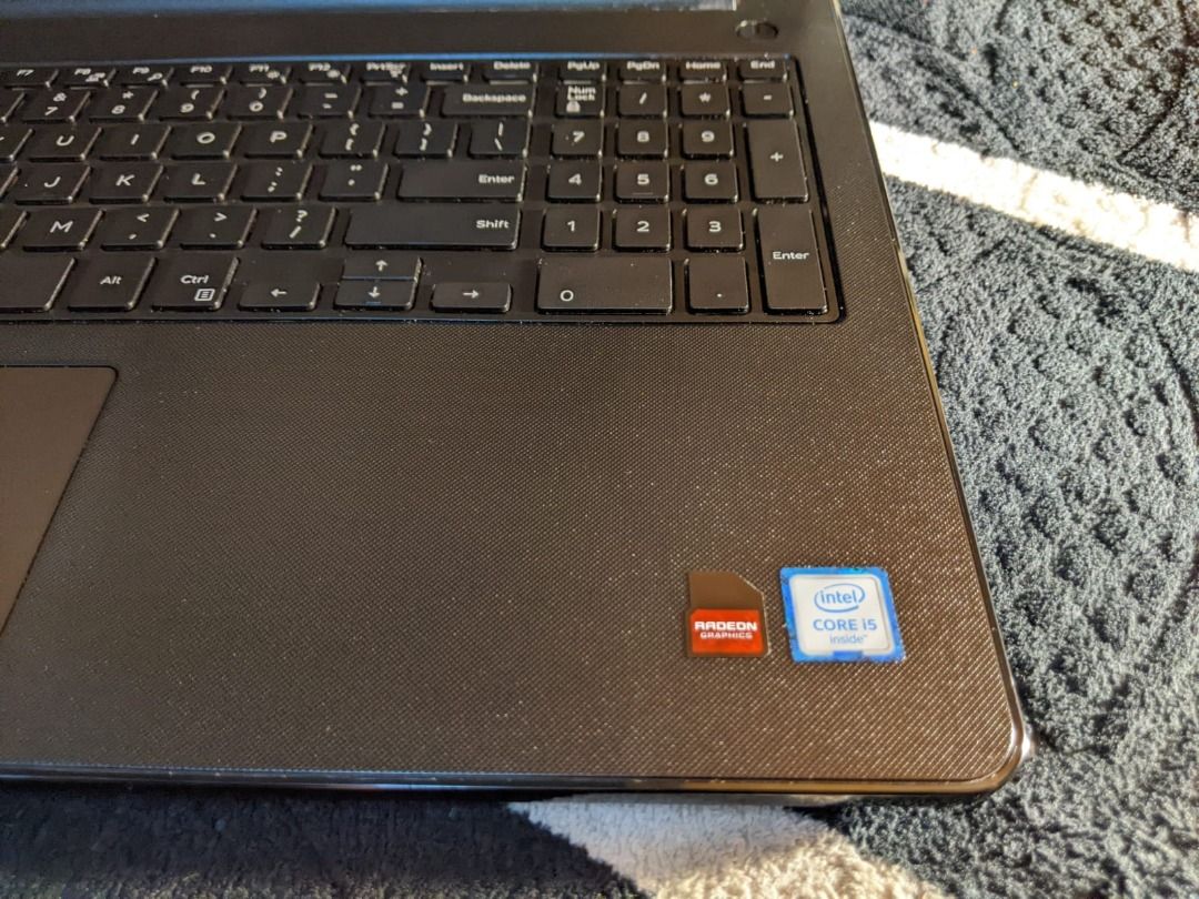 Laptop Gaming Desain Dell Inspiron 3559 Core i5 6200U AMD Mulus ...