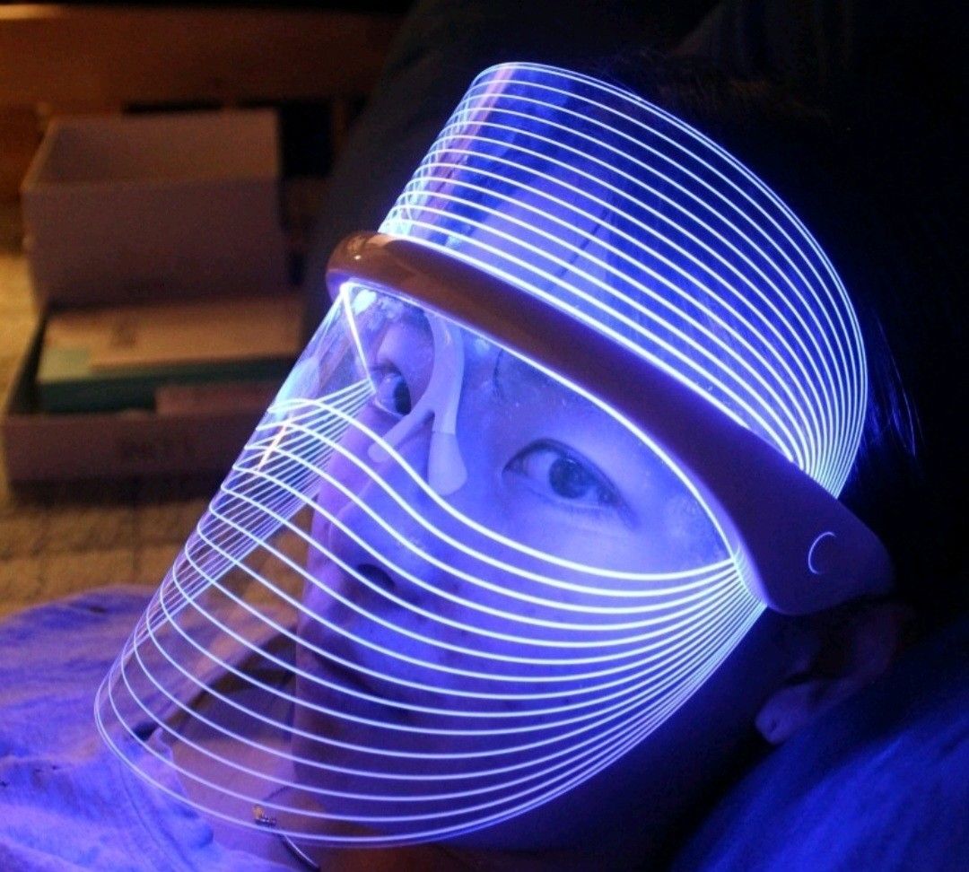 L.Line Full Face LED Mask, Beauty & Personal Care, Face, Face Care on ...