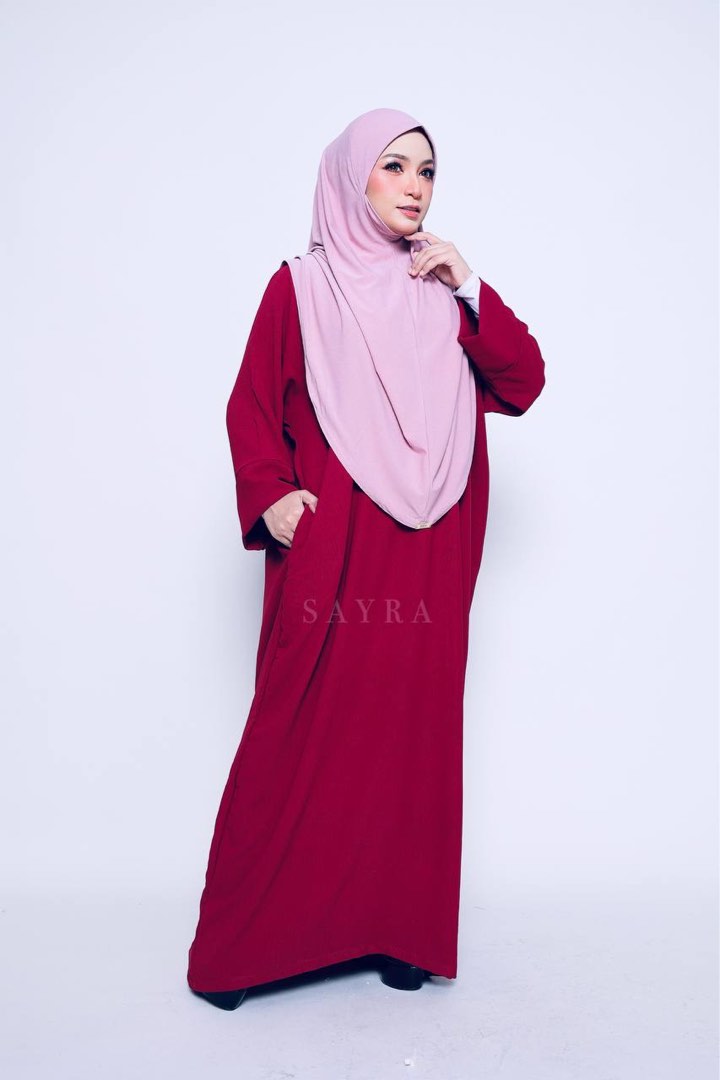 Medina, Women's Fashion, Muslimah Fashion, Kaftans & Jubahs on Carousell