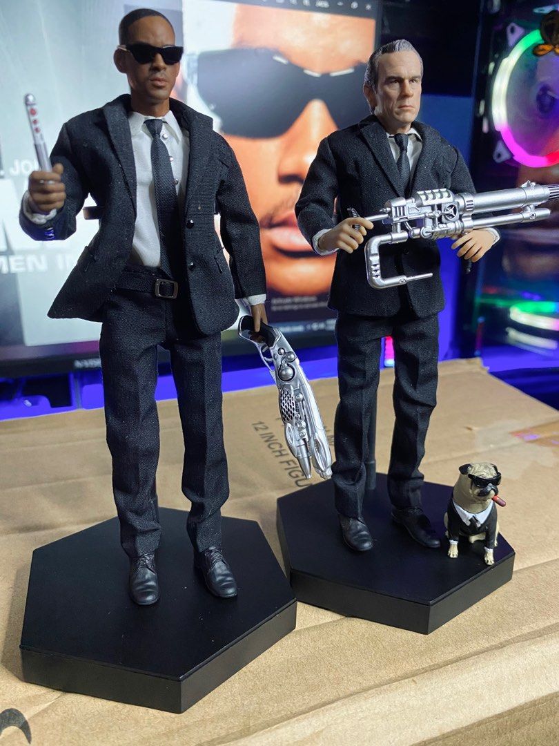 Men In Black Toy 1/12 Scale (RARE), Hobbies & Toys, Toys & Games on ...