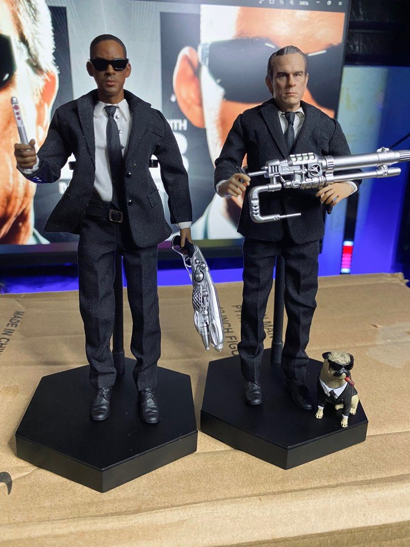 Men In Black Toy 1/12 Scale (RARE), Hobbies & Toys, Toys & Games on ...