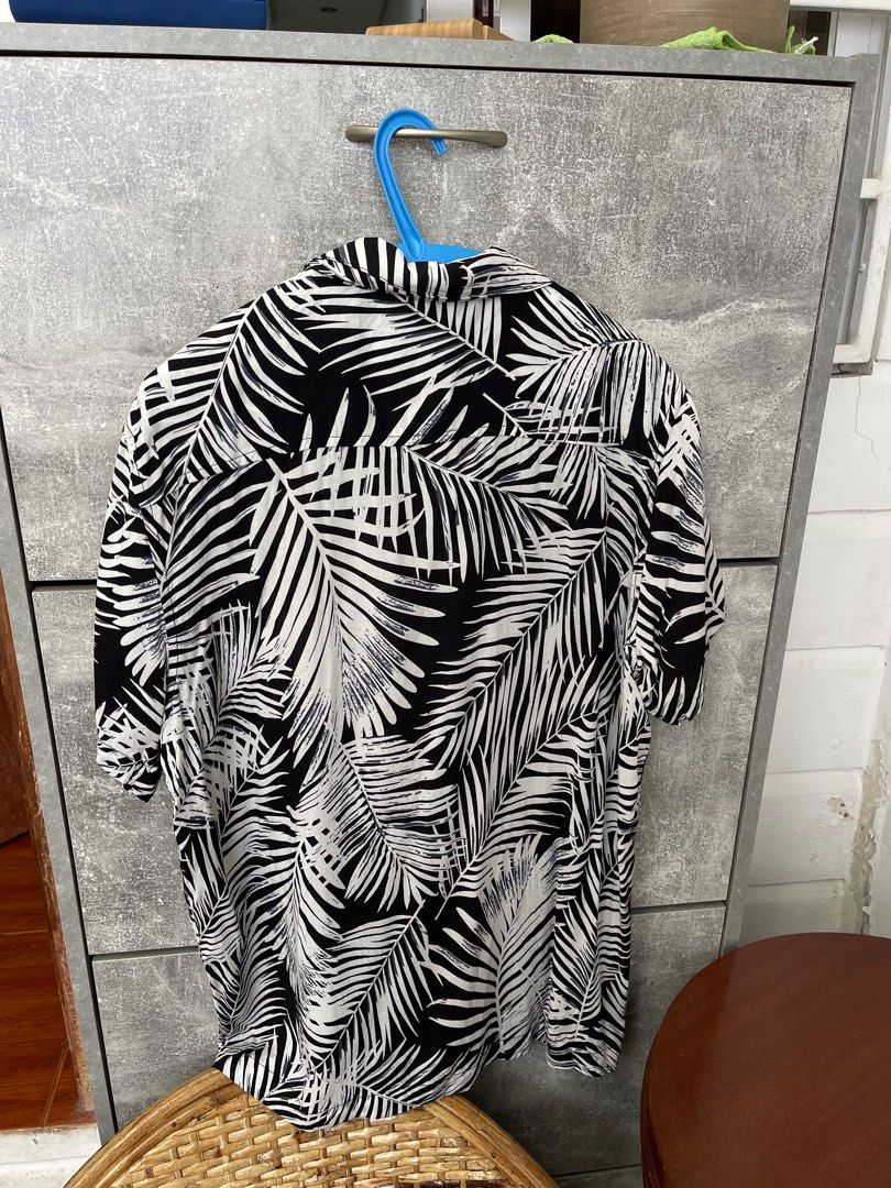 Men polo coco republic, Men's Fashion, Tops & Sets, Tshirts & Polo ...
