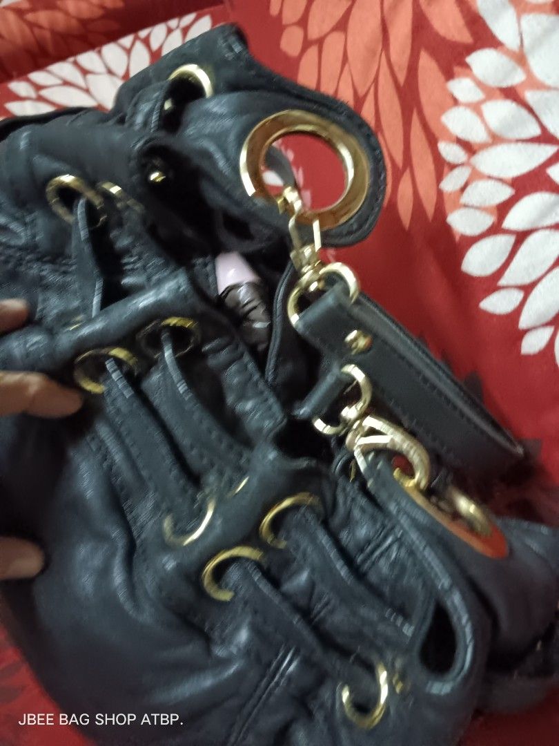 Michael Kors (MK) Bucket Sling/Shoulder Bag, Women's Fashion, Bags ...