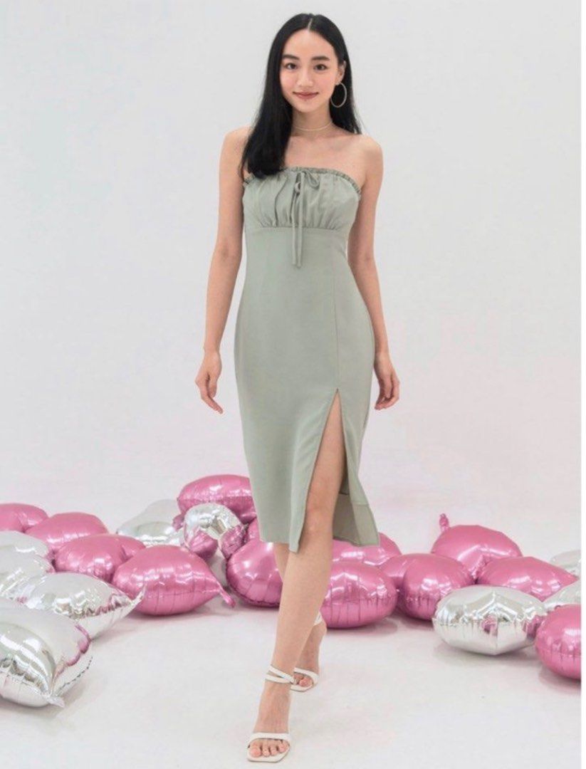 Mikayla Raylene Ruffle Tube Midi Dress in Sage Green, Women's Fashion ...