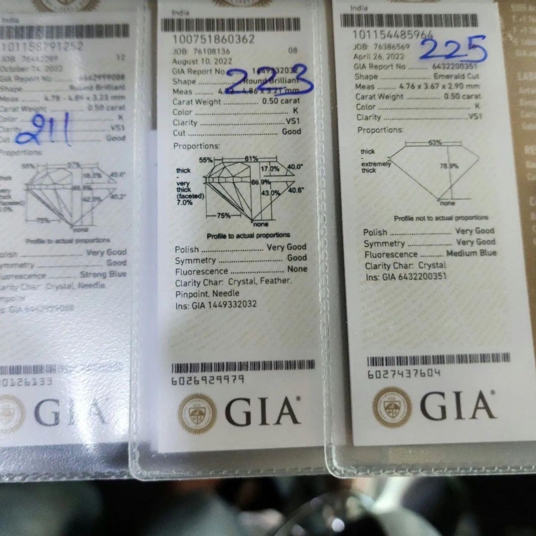 NATURAL DIAMOND WITH GRA CERTIFICATE, Luxury, Accessories on Carousell