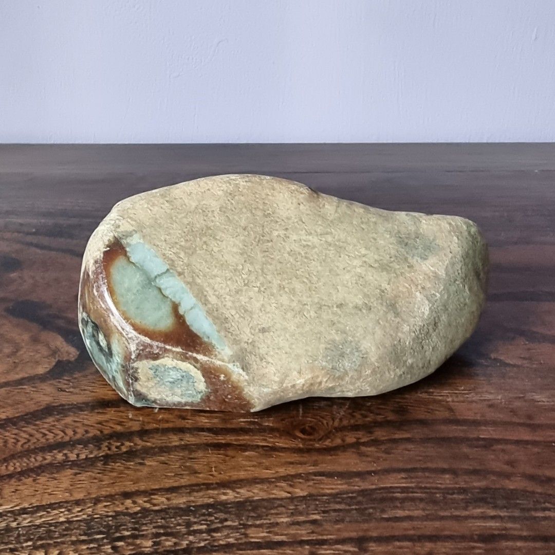 Natural Raw Jade Stone, Women's Fashion, Jewelry & Organisers, Precious ...