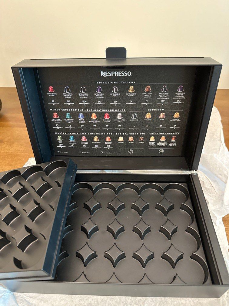 Nespresso Display, 傢俬＆家居, 廚具和餐具, 茶具配件 - Carousell