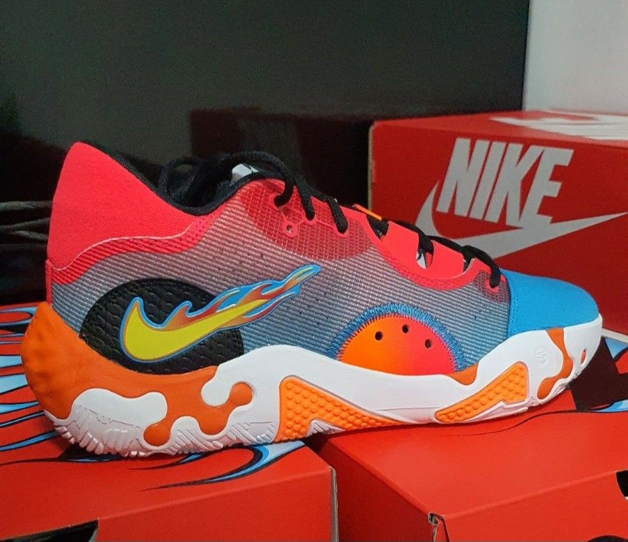Nike PG6 HOT WHEELS, Men's Fashion, Footwear, Sneakers on Carousell