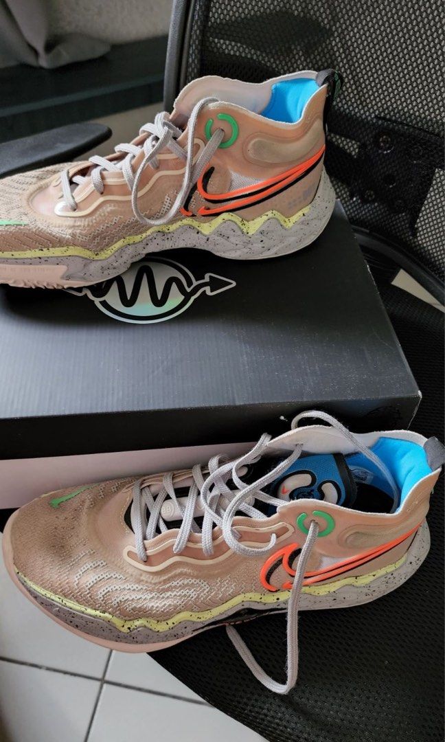 Nike zoom gt run, Women's Fashion, Footwear, Sneakers on Carousell