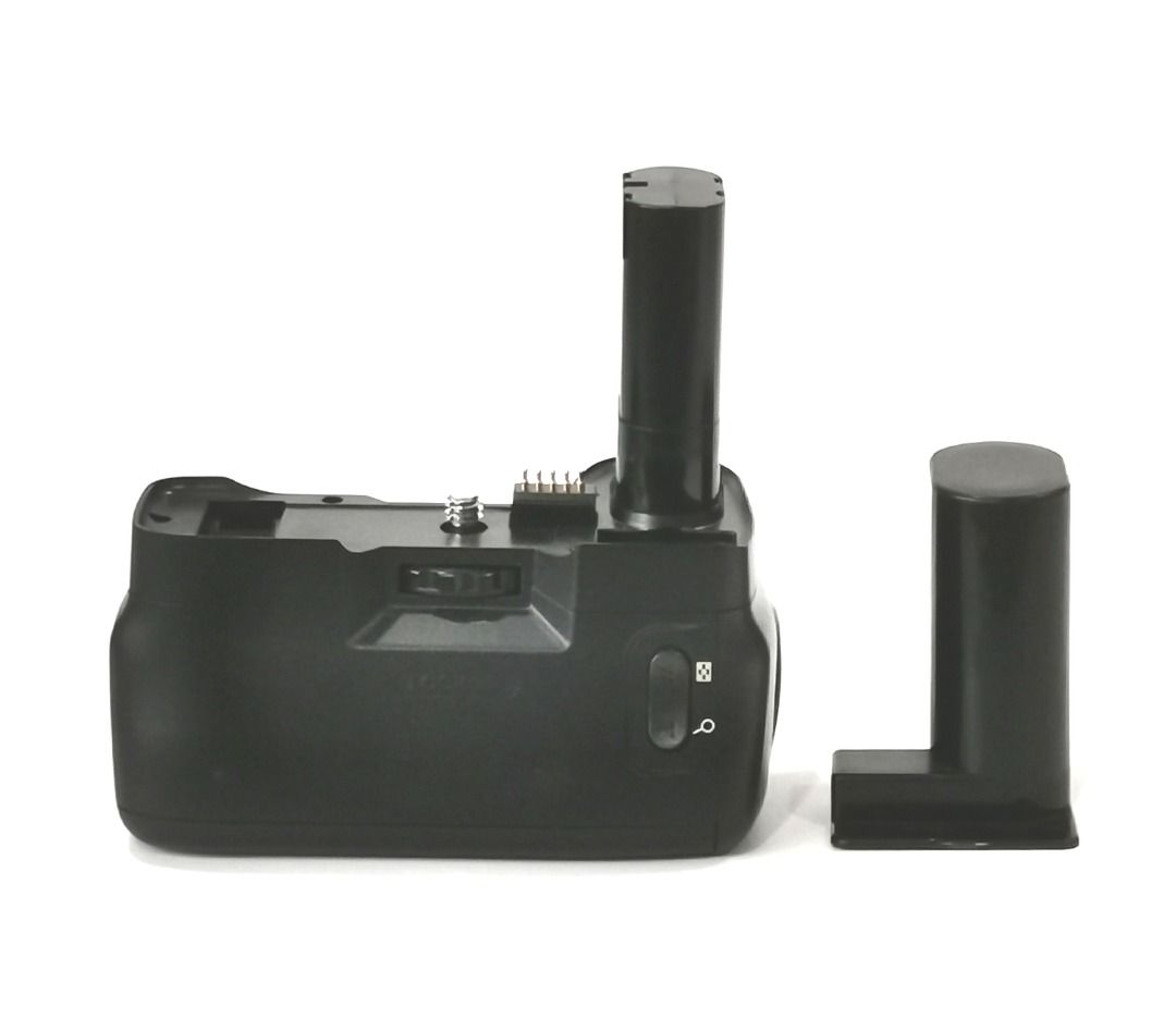 Nikon MB-E5000 Battery Holder Vertical Grip for Coolpix 5000 ...