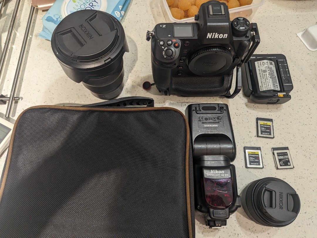 Nikon z9 + 24-70mm f2.8s bundle, Photography, Lens & Kits on Carousell