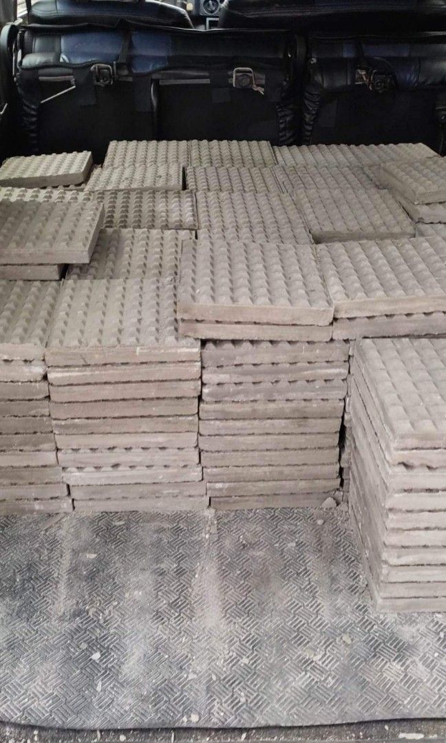 NON SKID WAFFLE TILE ‼️, Commercial & Industrial, Construction ...