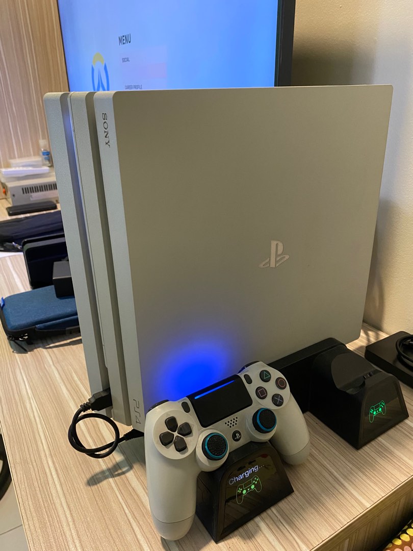 PS4 PRO 1 TERABYTE WITH STAND, Video Gaming, Video Game Consoles ...