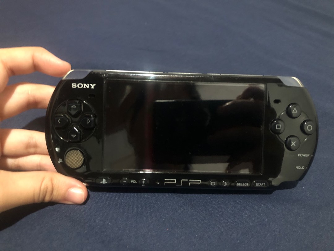 PSP 3000, Video Gaming, Video Game Consoles, PlayStation on Carousell