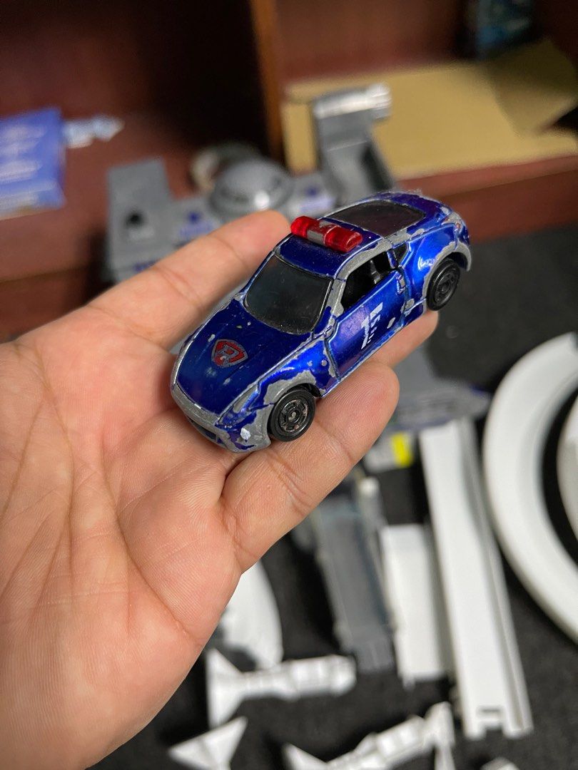 (RARE) Dx tomica hero rescue force base, Hobbies & Toys, Toys & Games ...